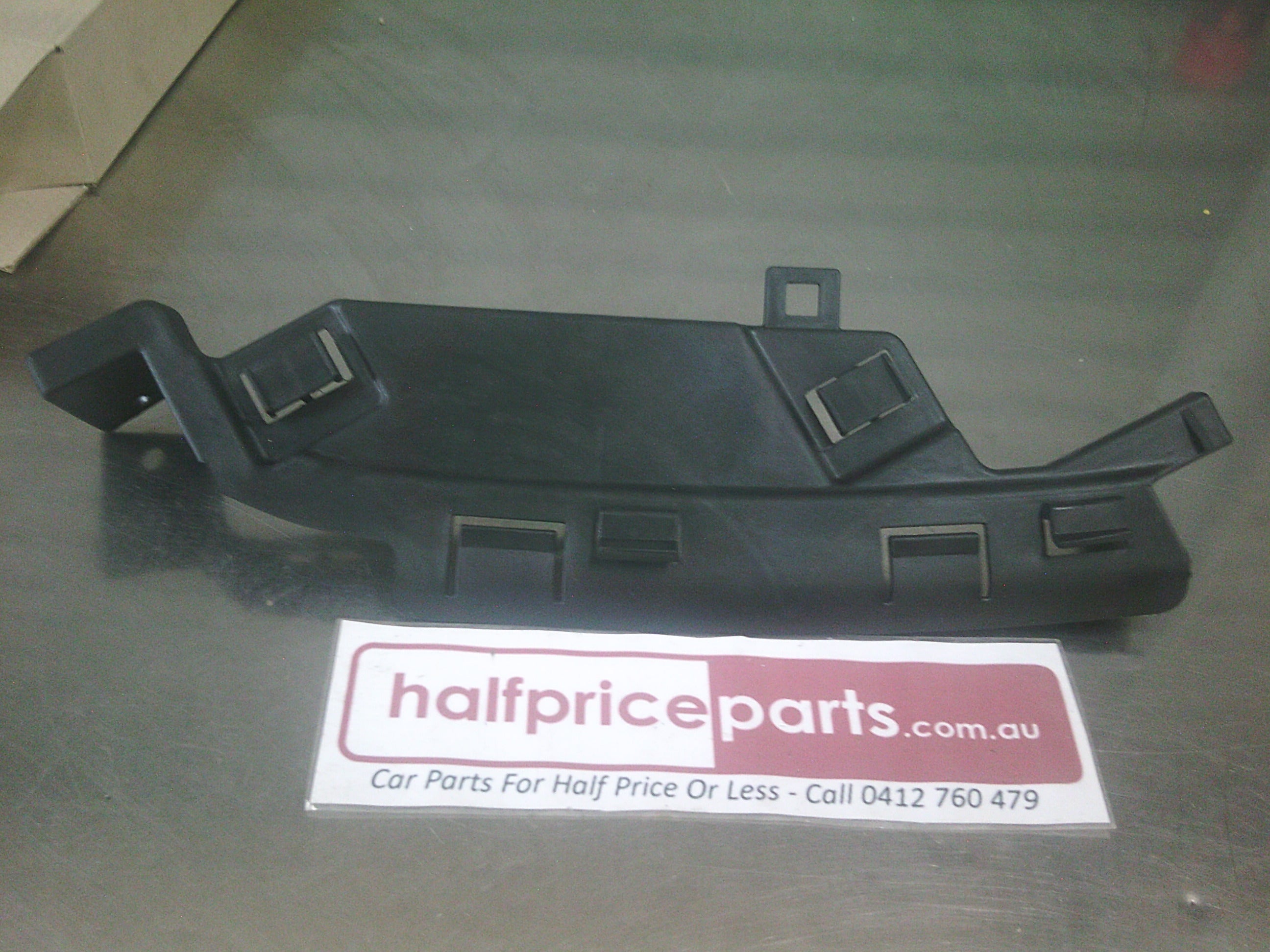 Holden VE Commodore Genuine Right Hand Side Front Bumper Bar Bracket ...