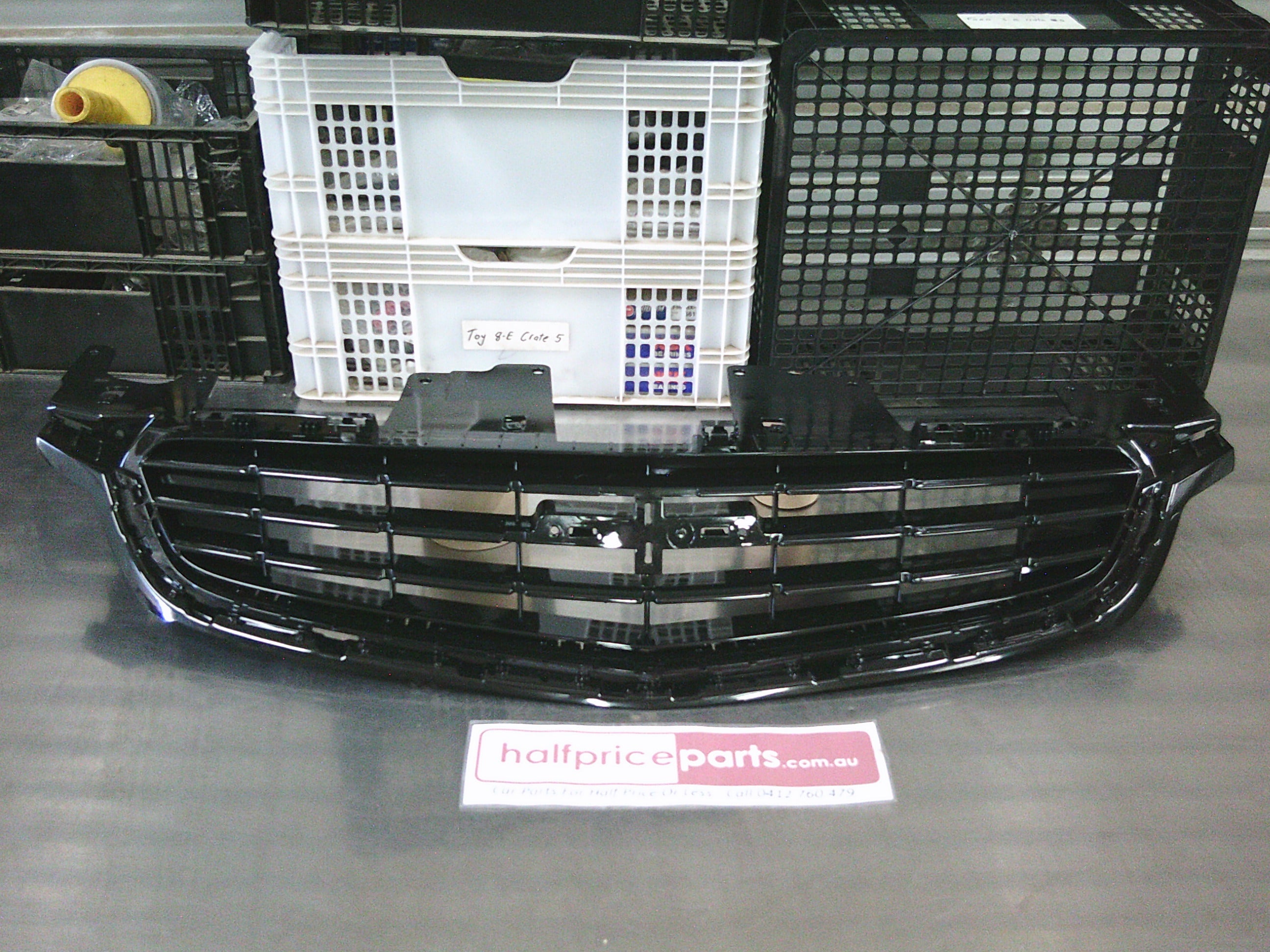 Holden VF SS SSV SV6 Commodore Front Upper Grille - New Part – Half ...