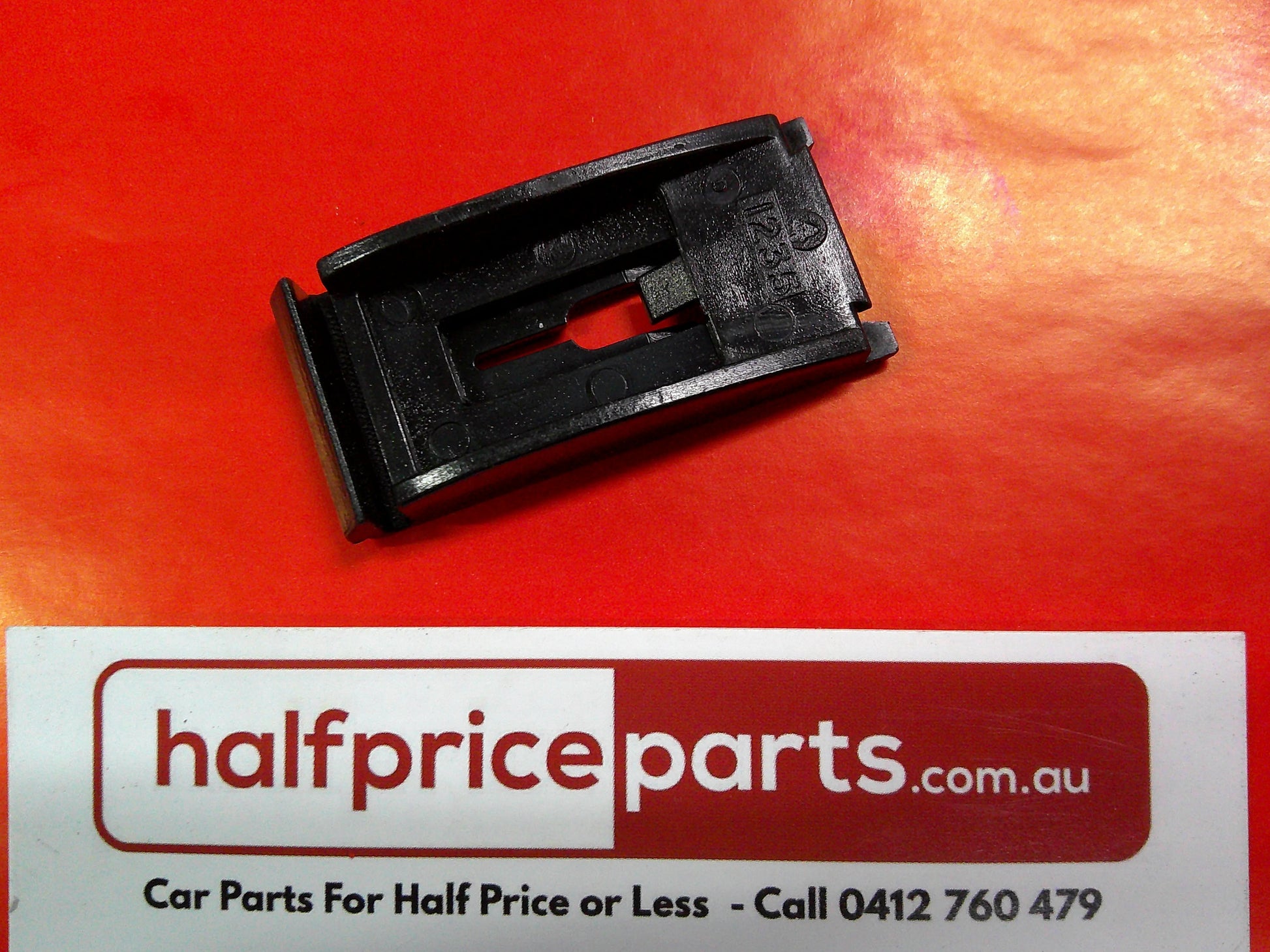 Holden VP Commodore Genuine Rear Quarter Panel Mounting Clamp New Pat ...