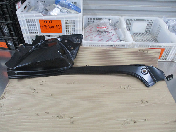 Honda Civic Genuine Right (Drivers) Rear Gutter/Piller New – Half Price ...