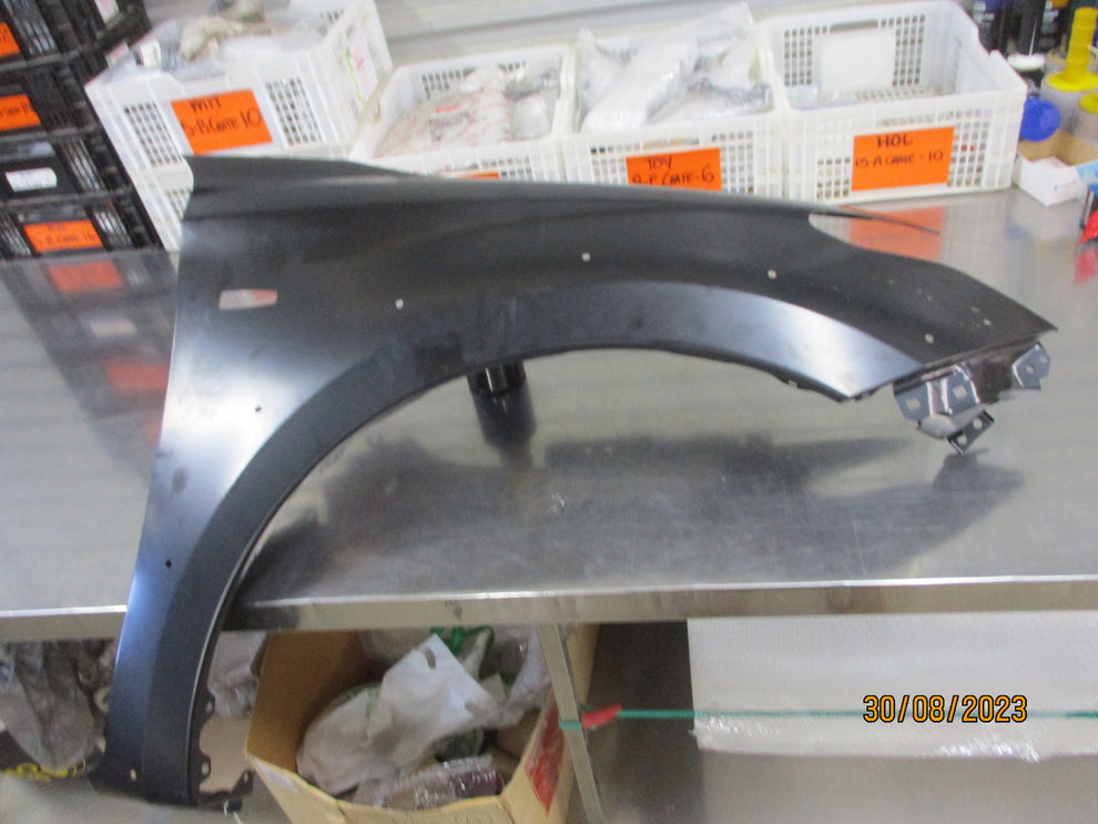 Mitsubishi MQ Triton Right Hand Front Guard With Flare Holes And Indic ...