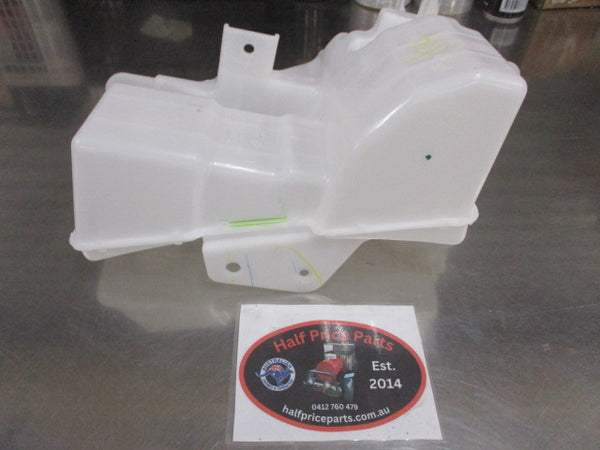 Mitsubishi Triton MQ/MR Genuine Windscreen Washer Tank New Part – Half ...