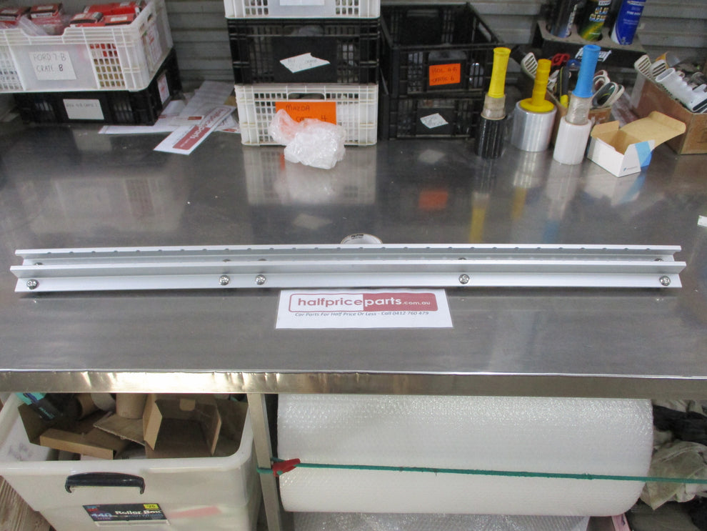 Nissan Navara D23 NP300 Genuine Left Side Channel Brazil Unique Tub Ne ...