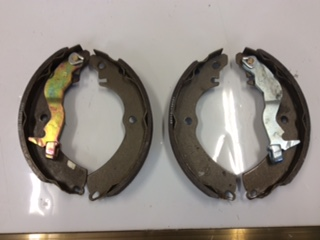Chery S21 Genuine rear brake shoes New Part – Half Price Parts - Car ...
