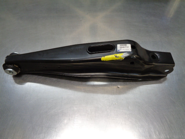 Holden VF Commodore Genuine Lower Right Control Arm Assy New Part ...