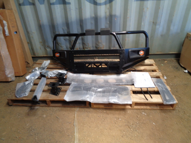 Toyota Hilux/Fortuner Genuine Commercial Steel Winch Bull Bar With Fit ...