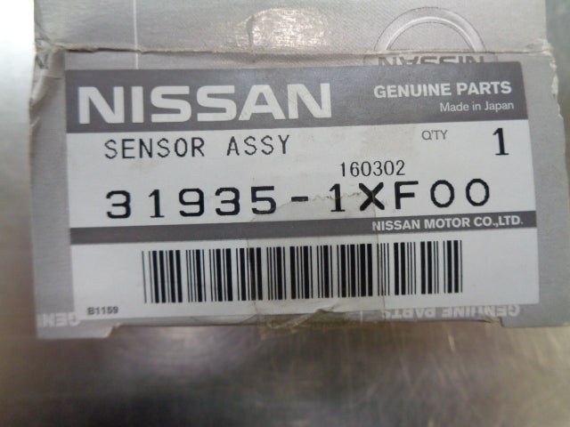 Nissan R52 Pathfinder Genuine Transmission Speed Sensor New Part – Half ...
