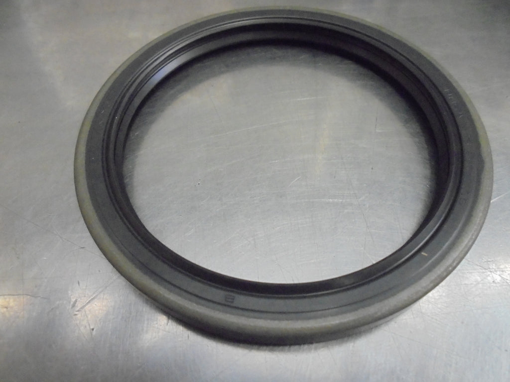 Isuzu Truck Genuine Front Hub Seal New Part – Half Price Parts - Car ...