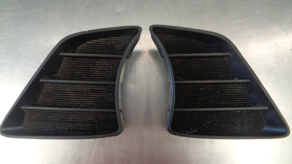 Toyota Hilux Genuine Pair of Bumper Covers New Part – Half Price Parts ...