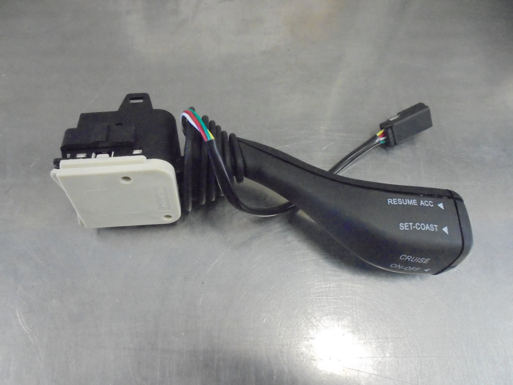 Holden Vx Commodore Indicator Stalk With Cruse Control New Part Half