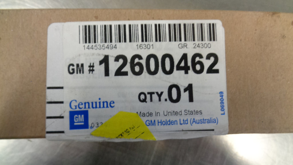 Holden VZ/VE Commodore Genuine Right Timing Chain Guide New Part – Half ...
