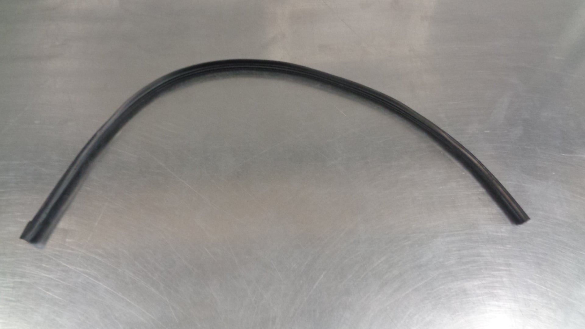 Toyota Hilux Genuine Right Hand Windshield Wiper New Part – Half Price ...