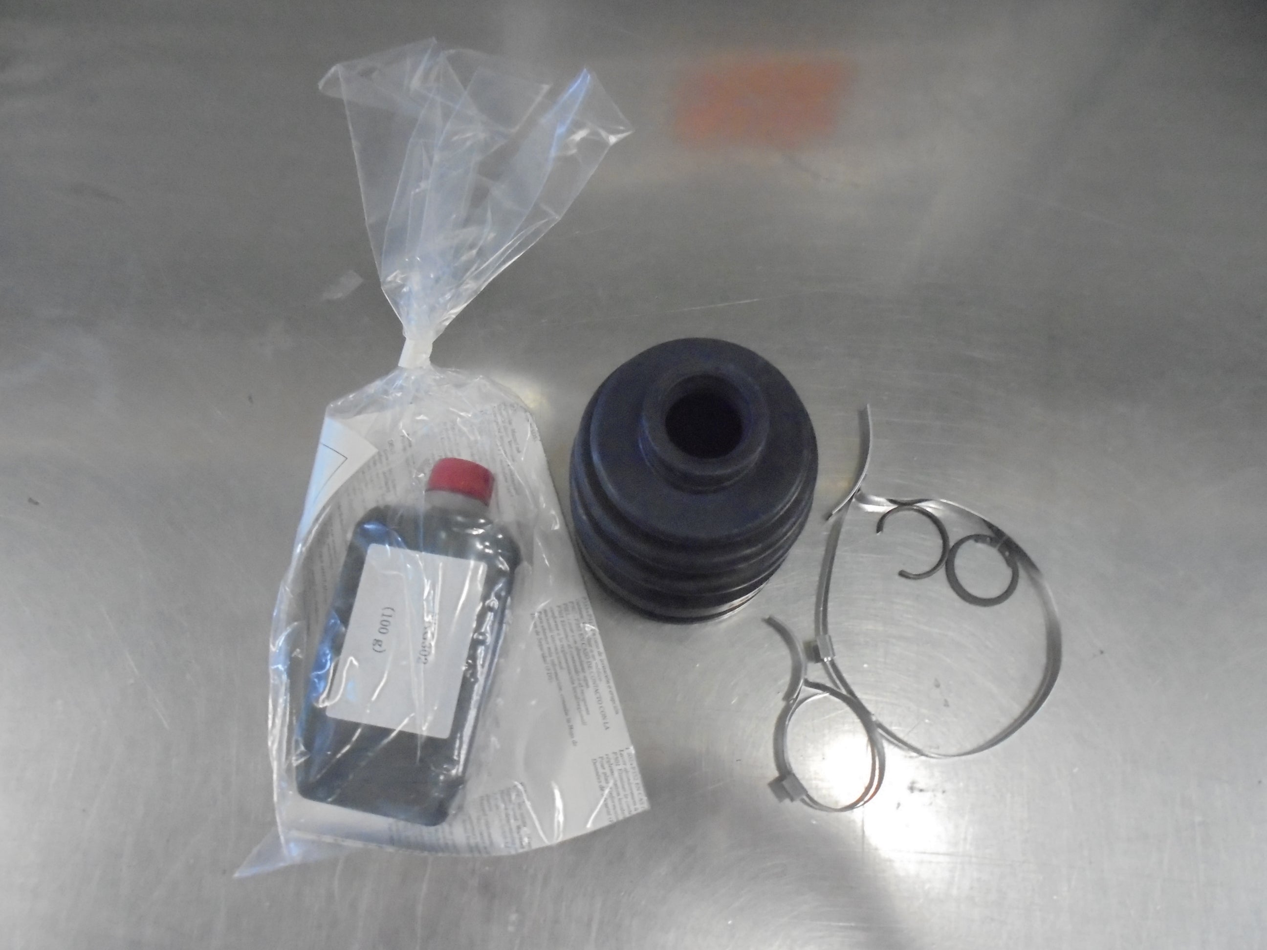 Suzuki Swift Genuine CV Boot Set Diff Side New Part – Half Price Parts ...