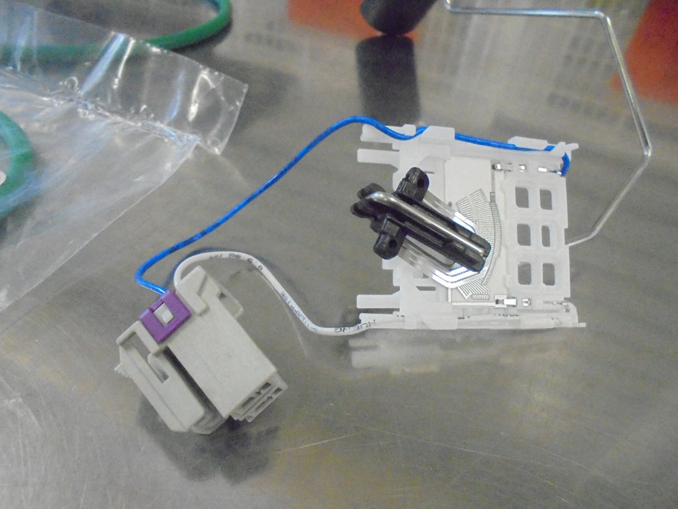 Holden VE Commodore Genuine Fuel Level Sensor Kit And Seal New Part ...