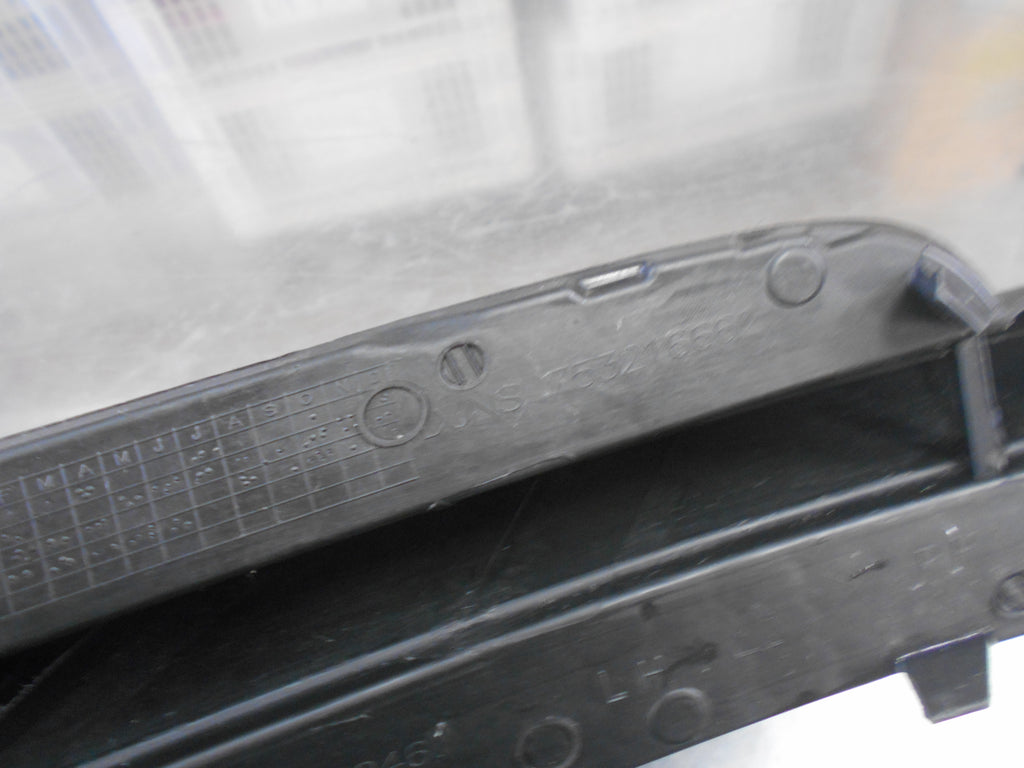 Holden VE Commodore Omega/Lumina Genuine Front Bumper Insert New Part ...