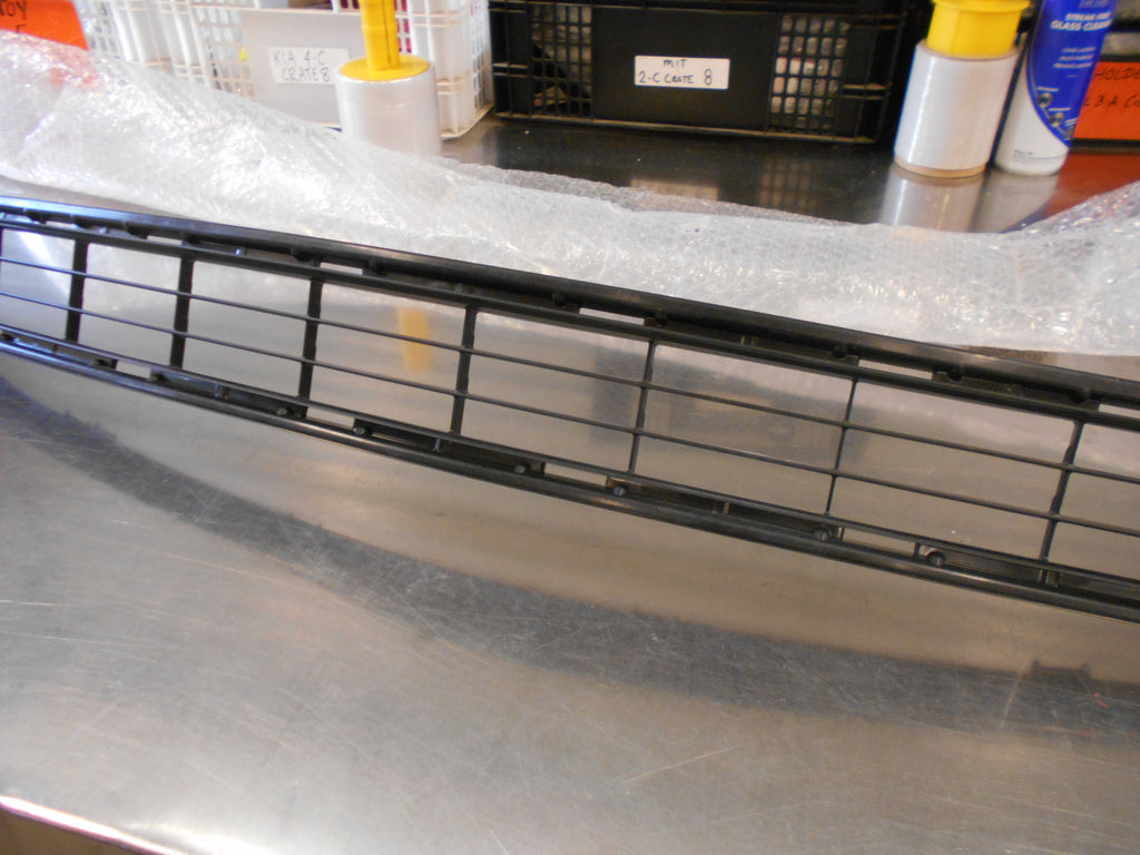 Toyota Rav4 Genuine No.1 Lower Radiator Grille New Part – Half Price ...