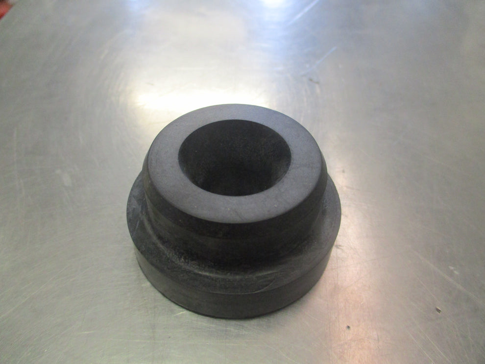 Toyota Crown Genuine Lower Radiator Support Grommet New Part – Half ...