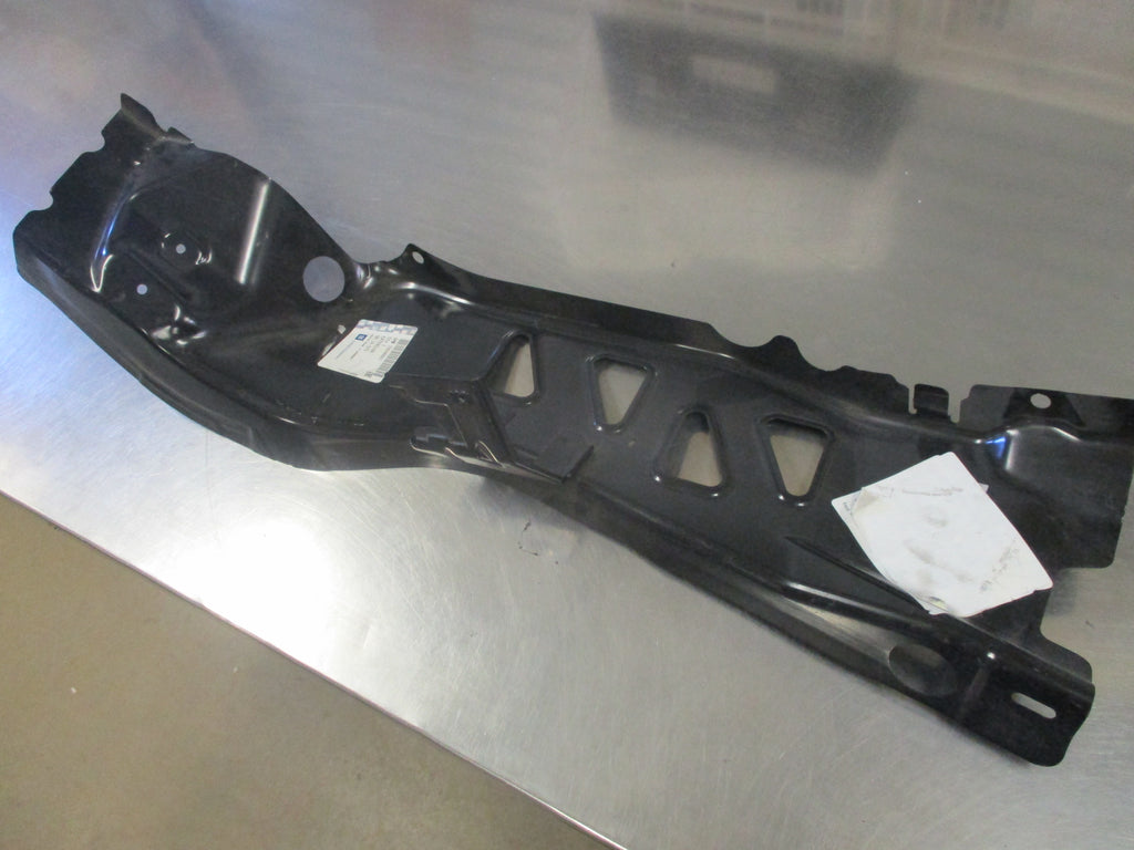 Holden ZB Commodore Genuine Right Hand Side Quarter Panel Inner New Pa ...