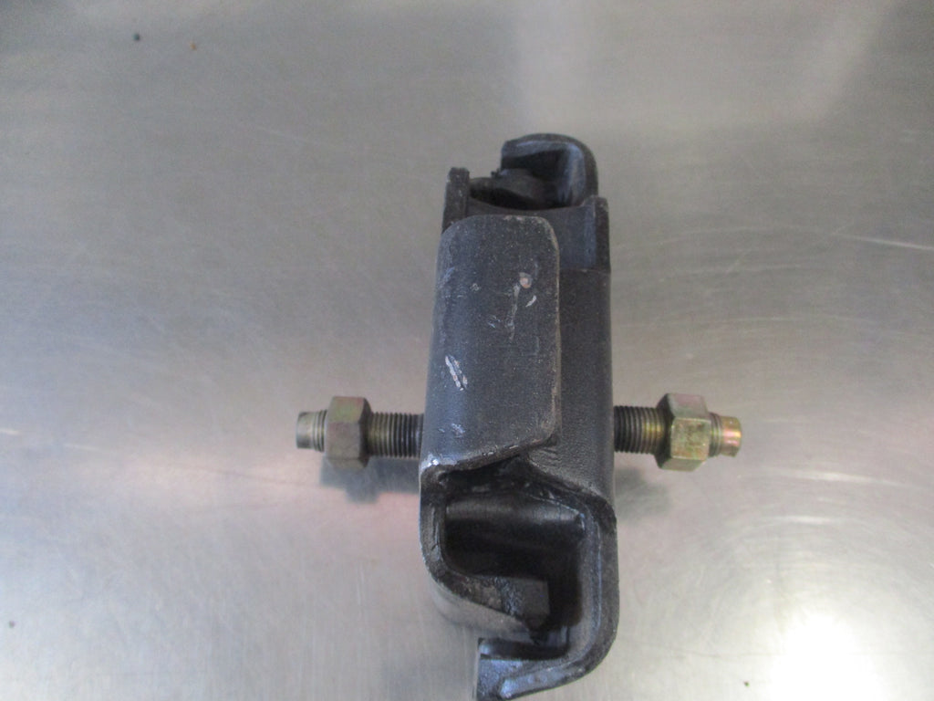 Drivetech Front Engine Mount Suits Toyota Landcruiser New Part – Half ...