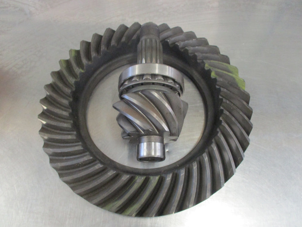 Isuzu FSR32/33 Truck Genuine Rear Final Drive Gear New Part – Half ...