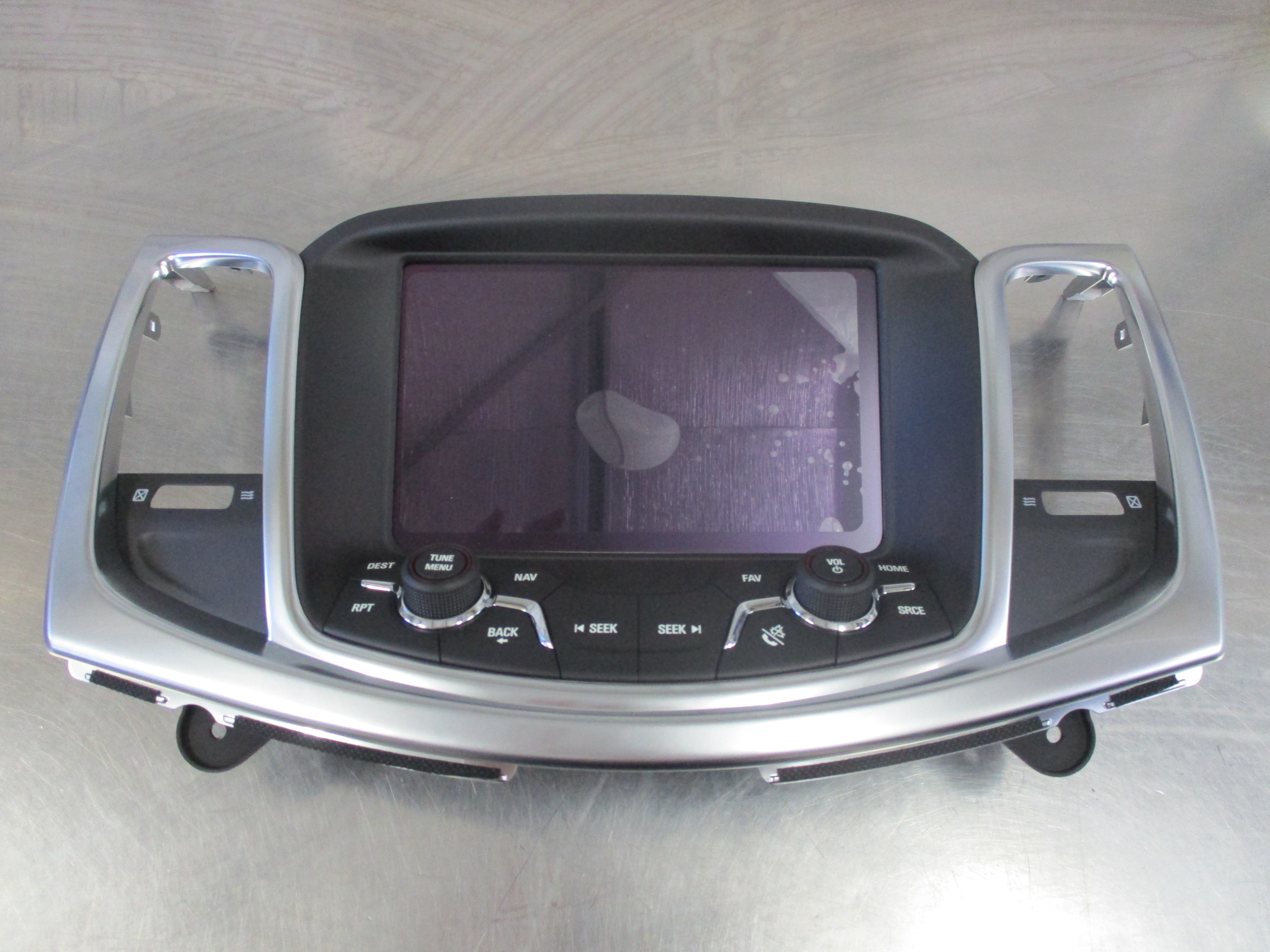 Holden VF Commodore Genuine SAT NAV Head Unit New Part – Half Price ...