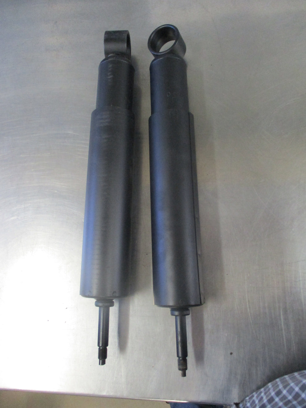 Isuzu FTR Truck Genuine Front Shock Pair New Part – Half Price Parts ...