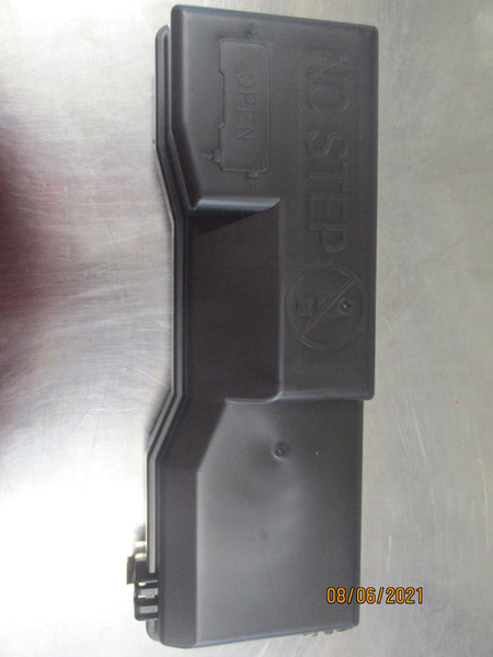 Isuzu NKR Genuine Relay And Fuse Box Cover New Part – Half Price Parts ...