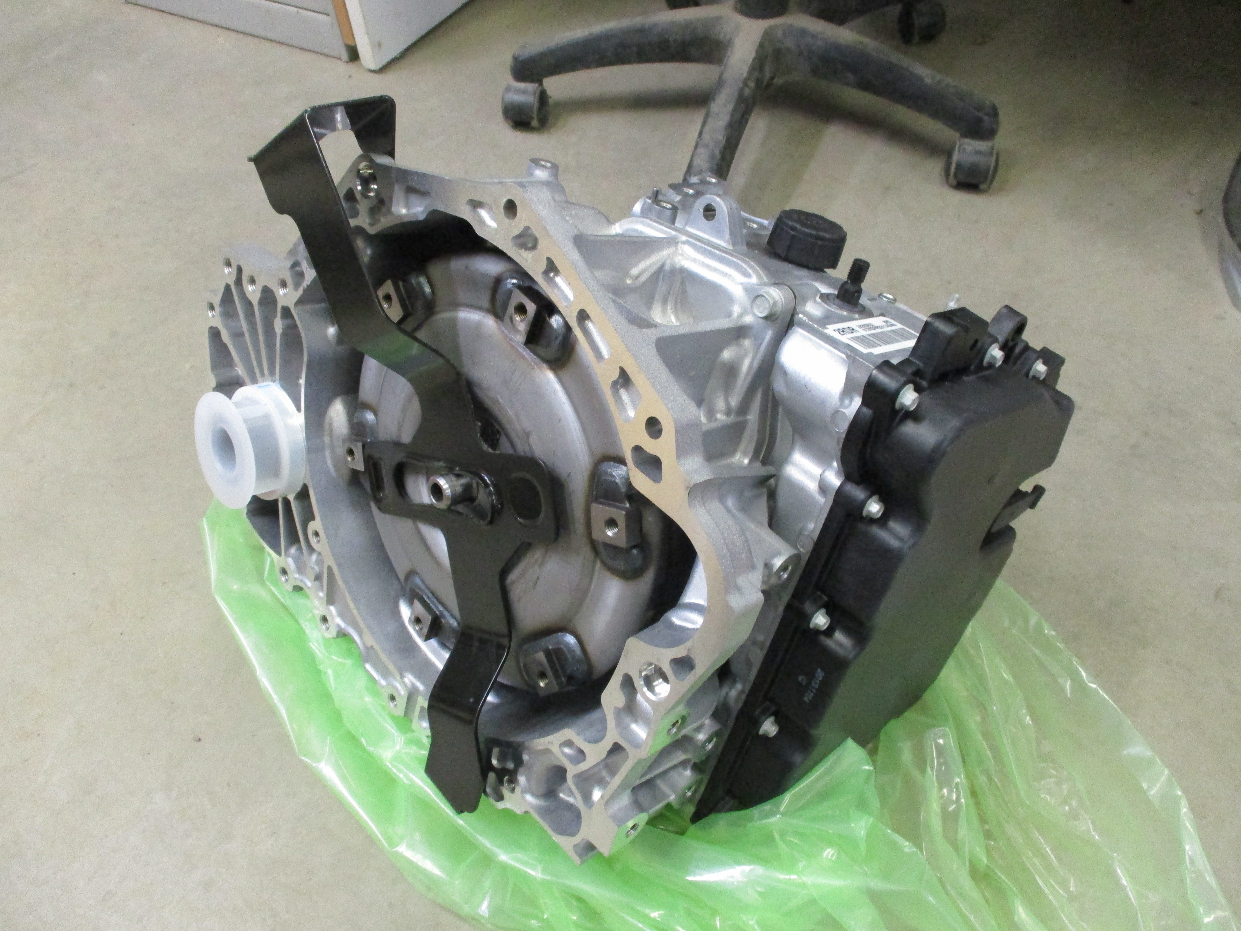 Holden Captiva CG7 3.0L V6 Genuine 2RDR Automatic Transmission Gearbox ...