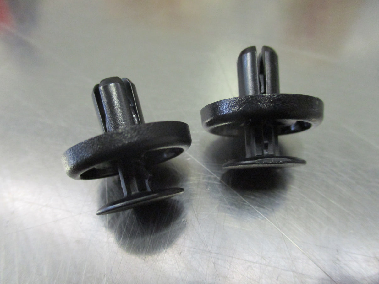 Toyota Various Models Genuine Front Bumper Fender Retaining Clip New P ...